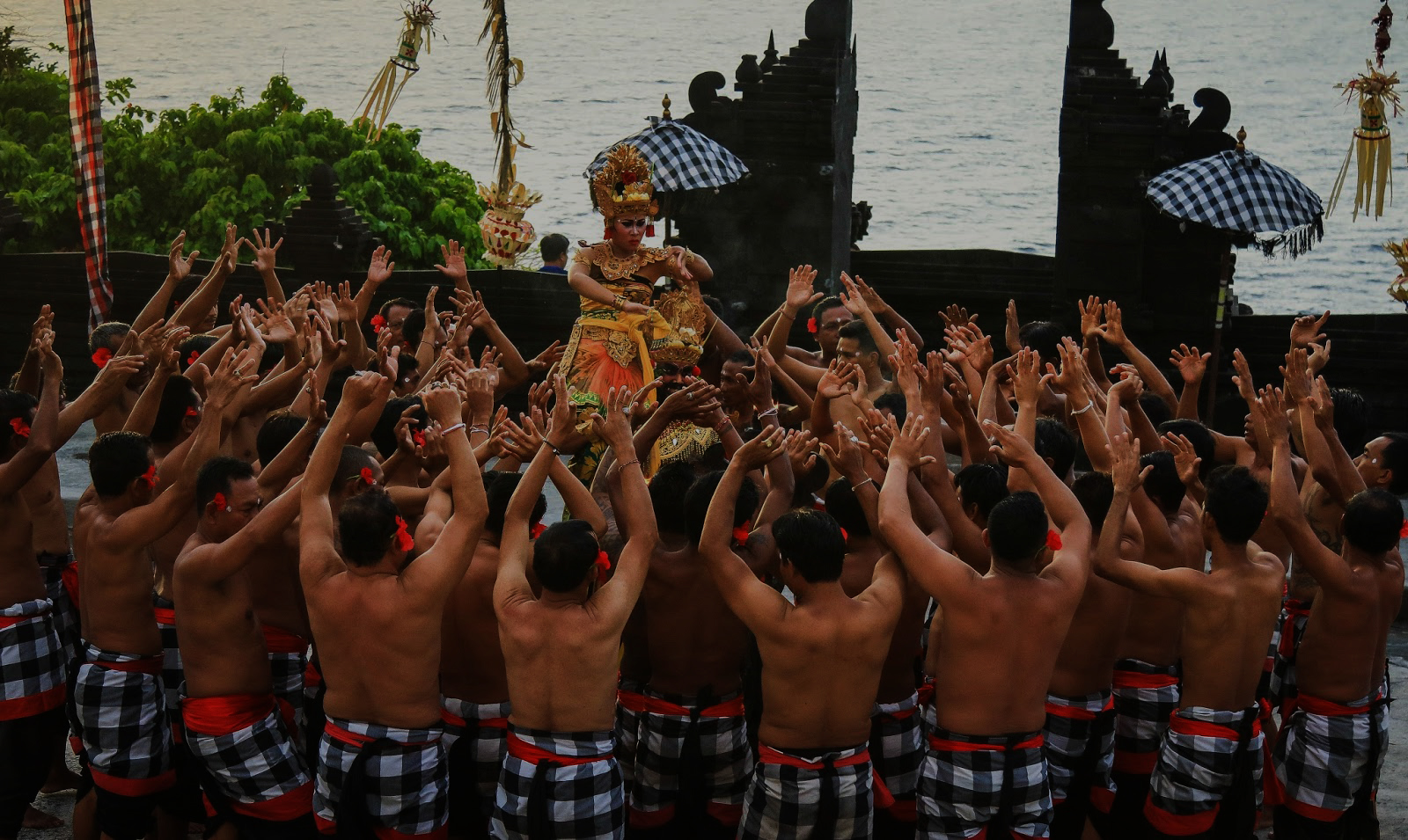 Kisah Rama Dan Shinta Dalam Tari Kecak – Tari Kecak Melasti